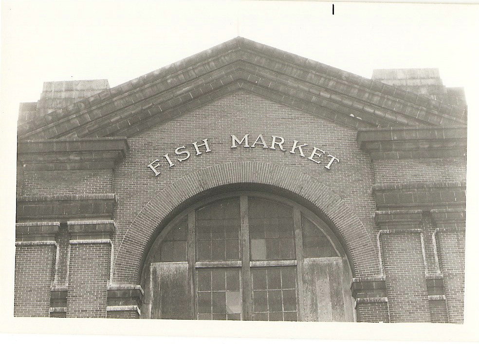 Baltimore Fish Market with 1970s photos – Sad!